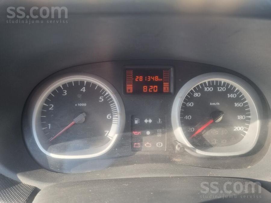 Pelēks Dacia Duster 2012 Valmiera, ar dzinēja tilpumu 1.50 L un nobraukumu 281 tūkst. km par 4500 €, foto 6 vietnē AUTOMOTO.COM.LV