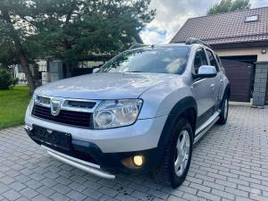 Grey Dacia Duster 2012 in Siauliai, with an engine capacity of 1.46 L and mileage of 208 thousand km for 4500 €, photo  on AUTOMOTO.COM.LV