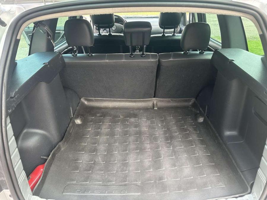 Grey Dacia Duster 2012 in Siauliai, with an engine capacity of 1.46 L and mileage of 208 thousand km for 4500 €, photo 34 on AUTOMOTO.COM.LV