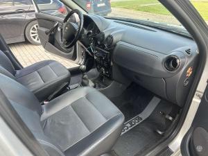 Grey Dacia Duster 2012 in Siauliai, with an engine capacity of 1.46 L and mileage of 208 thousand km for 4500 €, photo 39 on AUTOMOTO.COM.LV