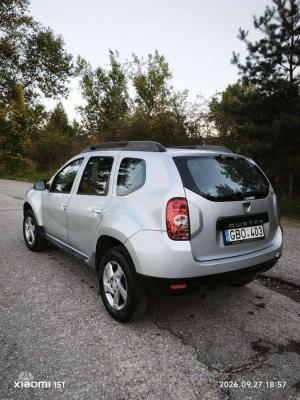 Grey Dacia Duster 2012 in Vilnius, with an engine capacity of 1.60 L and mileage of 142 thousand km for 4900 €, photo 5 on AUTOMOTO.COM.LV