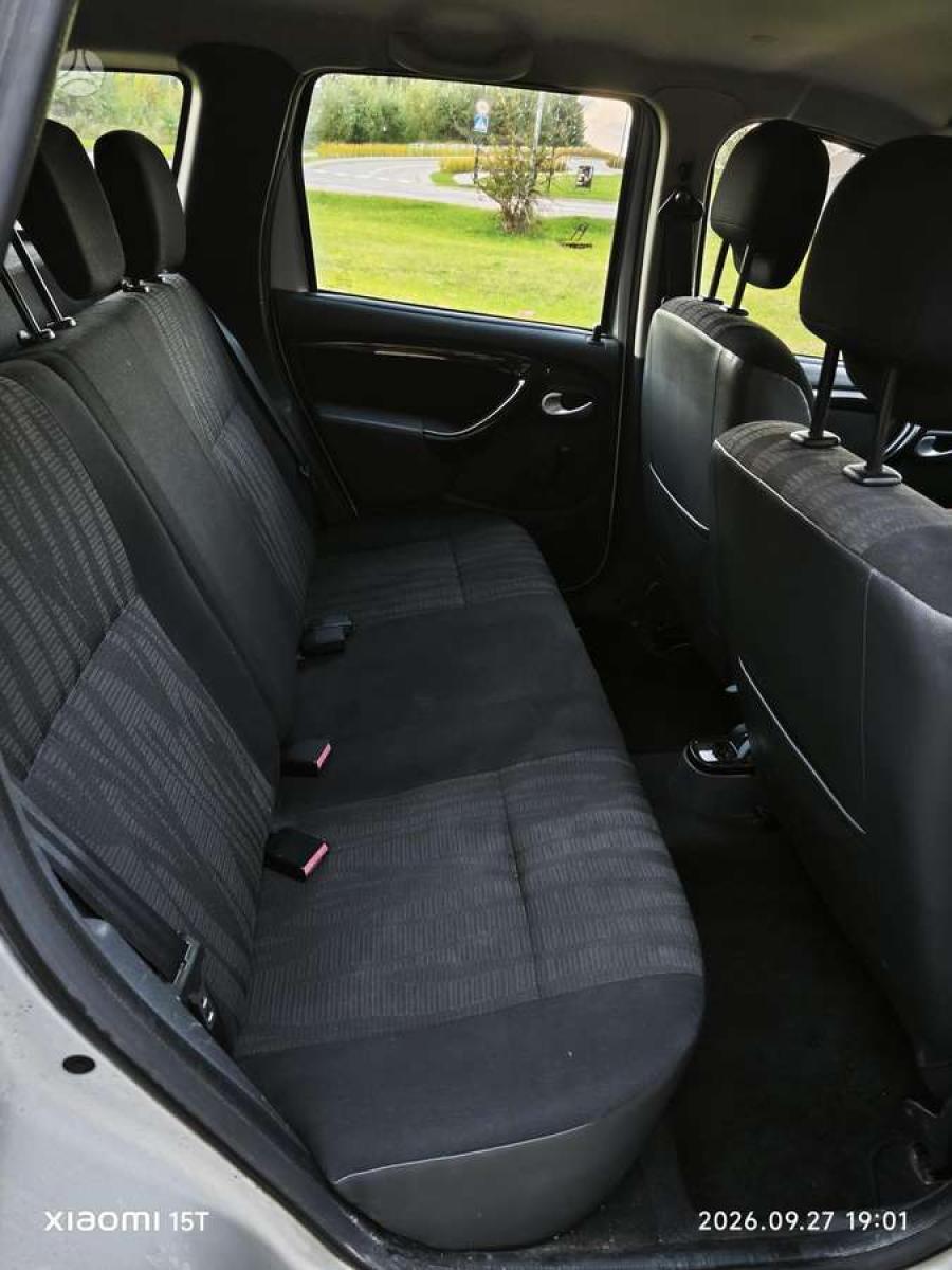 Grey Dacia Duster 2012 in Vilnius, with an engine capacity of 1.60 L and mileage of 142 thousand km for 4900 €, photo 12 on AUTOMOTO.COM.LV