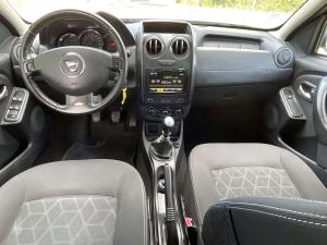 Pelēks Dacia Duster 2013 Tauragė, ar dzinēja tilpumu 1.20 L un nobraukumu 115 tūkst. km par 3900 €, foto 11 vietnē AUTOMOTO.COM.LV