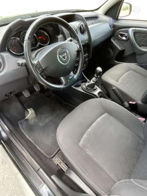 Pelēks Dacia Duster 2013 Tauragė, ar dzinēja tilpumu 1.20 L un nobraukumu 115 tūkst. km par 3900 €, foto 12 vietnē AUTOMOTO.COM.LV