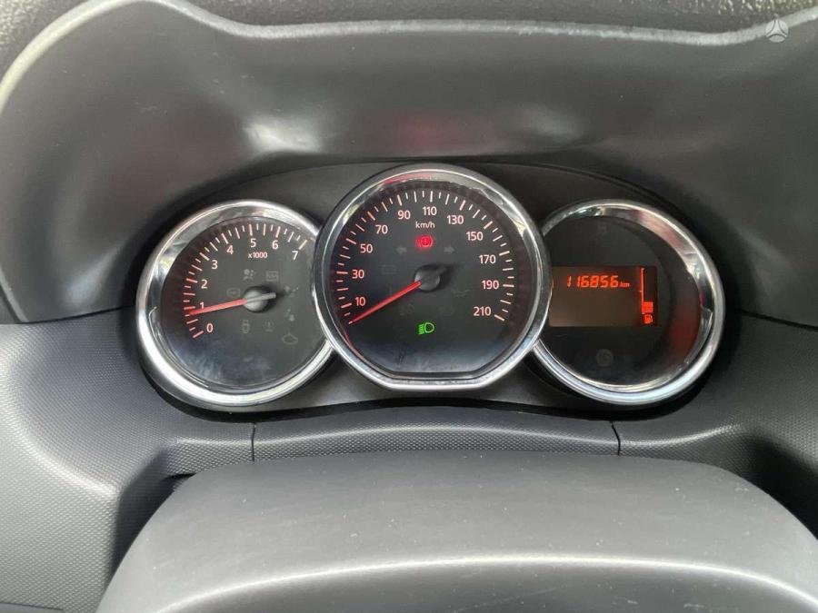 Pelēks Dacia Duster 2013 Tauragė, ar dzinēja tilpumu 1.20 L un nobraukumu 115 tūkst. km par 3900 €, foto 16 vietnē AUTOMOTO.COM.LV