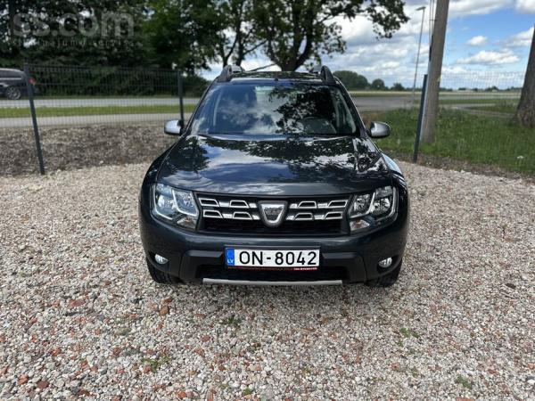 Grey Dacia Duster 2013 in Cesis, with an engine capacity of 1.20 L and mileage of 0 thousand km for 6900 €, photo 2 on AUTOMOTO.COM.LV