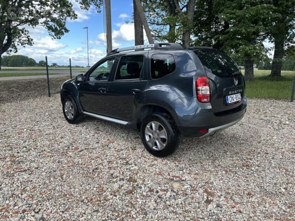 Grey Dacia Duster 2013 in Cesis, with an engine capacity of 1.20 L and mileage of 0 thousand km for 6900 €, photo 6 on AUTOMOTO.COM.LV