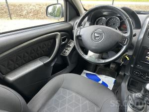 Pelēks Dacia Duster 2013 Cēsis, ar dzinēja tilpumu 1.20 L un nobraukumu 0 tūkst. km par 6900 €, foto 10 vietnē AUTOMOTO.COM.LV