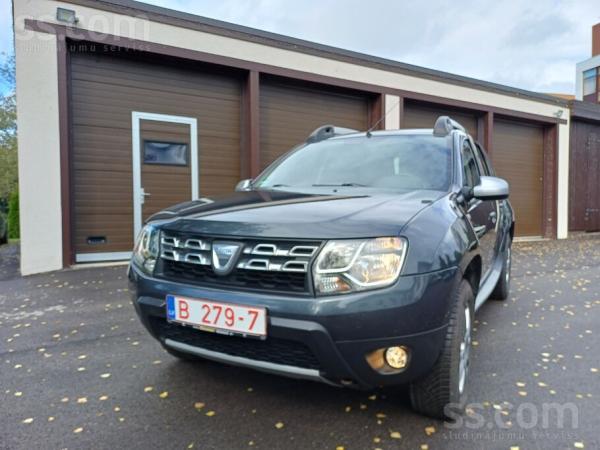 Дачия Duster 2013 в Валмиера на AUTOMOTO.COM.LV Серый Дачия Duster 2013 в Валмиера, объемом двигателя 1.20 л и пробегом 196 тыс. км за 5750 €, фото 1 на AUTOMOTO.COM.LV