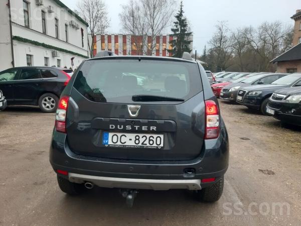 Grey Dacia Duster 2014 in Daugavpils, with an engine capacity of 1.20 L and mileage of 0 thousand km for 6450 €, photo 7 on AUTOMOTO.COM.LV