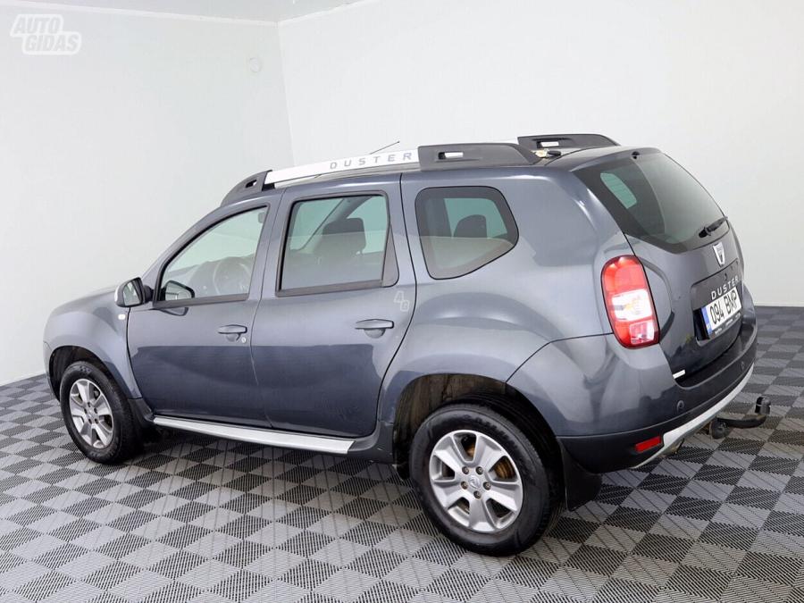 Pelēks Dacia Duster 2014 Tallina, ar dzinēja tilpumu 1.20 L un nobraukumu 138 tūkst. km par 3699 €, foto 4 vietnē AUTOMOTO.COM.LV