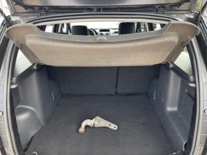Pelēks Dacia Duster 2014 Tauragė, ar dzinēja tilpumu 1.20 L un nobraukumu 135 tūkst. km par 4500 €, foto 9 vietnē AUTOMOTO.COM.LV