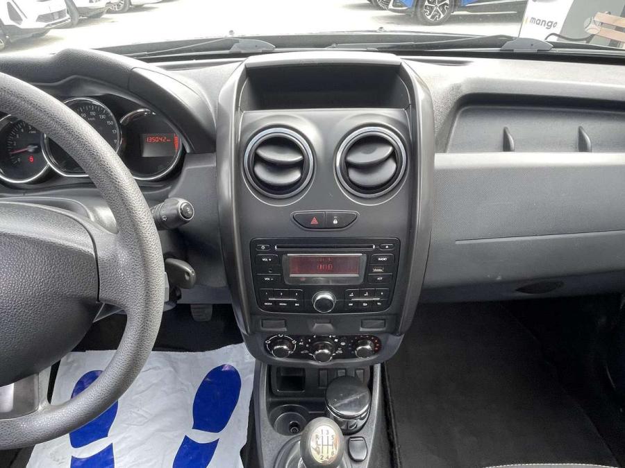 Pelēks Dacia Duster 2014 Tauragė, ar dzinēja tilpumu 1.20 L un nobraukumu 135 tūkst. km par 4500 €, foto 19 vietnē AUTOMOTO.COM.LV