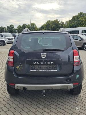 Pelēks Dacia Duster 2014 Tauragė, ar dzinēja tilpumu 1.46 L un nobraukumu 300 tūkst. km par 4800 €, foto 6 vietnē AUTOMOTO.COM.LV