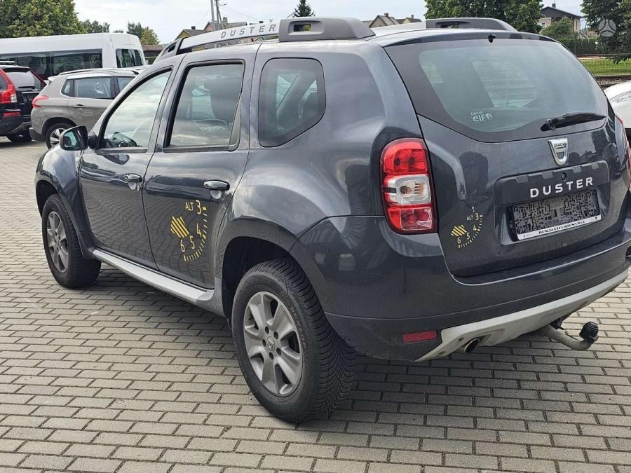 Pelēks Dacia Duster 2014 Tauragė, ar dzinēja tilpumu 1.46 L un nobraukumu 300 tūkst. km par 4800 €, foto 7 vietnē AUTOMOTO.COM.LV