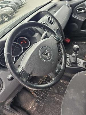Pelēks Dacia Duster 2014 Tauragė, ar dzinēja tilpumu 1.46 L un nobraukumu 300 tūkst. km par 4800 €, foto 12 vietnē AUTOMOTO.COM.LV