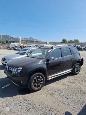 Grey Dacia Duster 2015 in Taurage, with an engine capacity of 1.50 L and mileage of 107 thousand km for 2500 €, photo 2 on AUTOMOTO.COM.LV