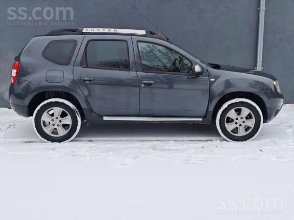 Grey Dacia Duster 2015 in Ogre, with an engine capacity of 1.20 L and mileage of 88 thousand km for 6995 €, photo 4 on AUTOMOTO.COM.LV