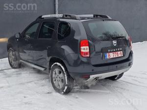 Серый Дачия Duster 2015 в Огре, объемом двигателя 1.20 л и пробегом 88 тыс. км за 6995 €, фото 6 на AUTOMOTO.COM.LV