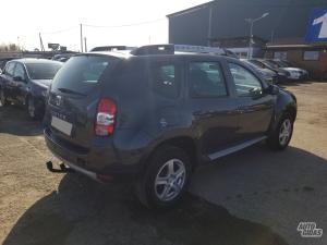 Pelēks Dacia Duster 2015 Kauņa, ar dzinēja tilpumu 1.50 L un nobraukumu 166 tūkst. km par 5555 €, foto 5 vietnē AUTOMOTO.COM.LV