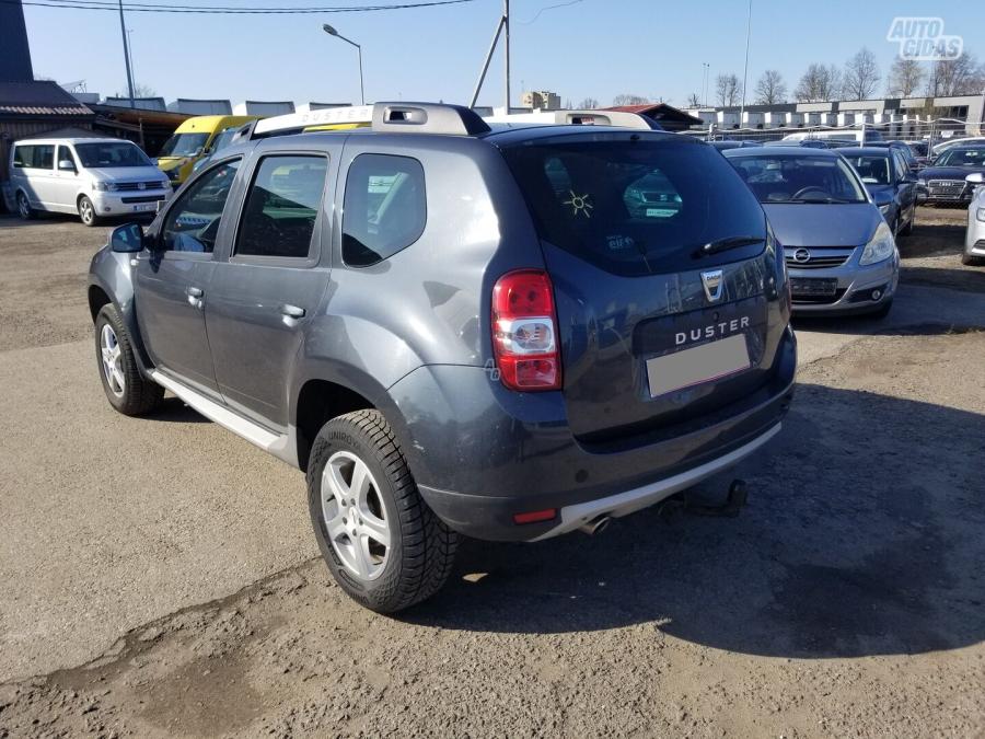 Pelēks Dacia Duster 2015 Kauņa, ar dzinēja tilpumu 1.50 L un nobraukumu 166 tūkst. km par 5555 €, foto 6 vietnē AUTOMOTO.COM.LV
