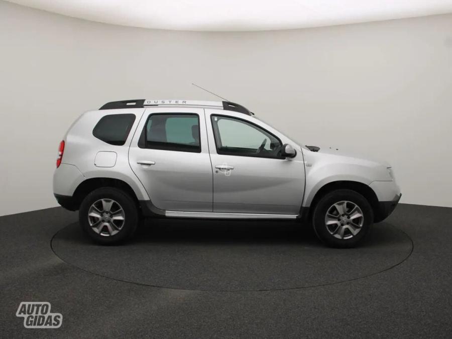 Pelēks Dacia Duster 2015 Viļņa, ar dzinēja tilpumu 1.50 L un nobraukumu 228 tūkst. km par 6599 €, foto 10 vietnē AUTOMOTO.COM.LV
