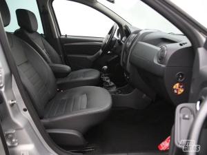 Pelēks Dacia Duster 2015 Viļņa, ar dzinēja tilpumu 1.50 L un nobraukumu 228 tūkst. km par 6599 €, foto 15 vietnē AUTOMOTO.COM.LV