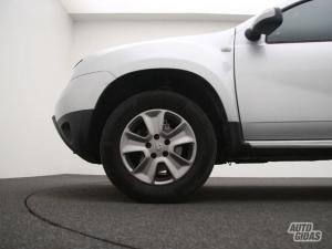 Pelēks Dacia Duster 2015 Viļņa, ar dzinēja tilpumu 1.50 L un nobraukumu 228 tūkst. km par 6599 €, foto 27 vietnē AUTOMOTO.COM.LV
