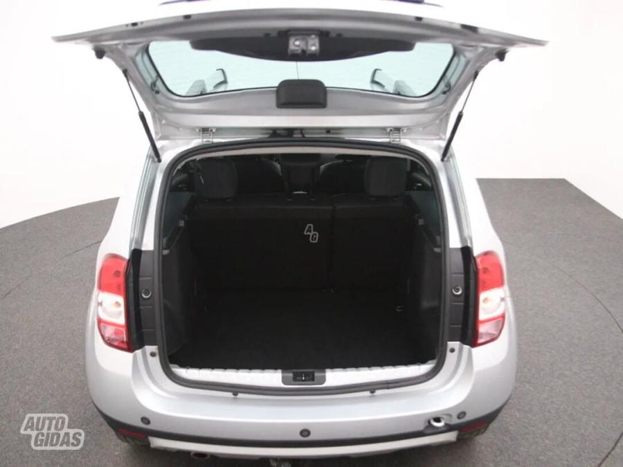 Pelēks Dacia Duster 2015 Viļņa, ar dzinēja tilpumu 1.50 L un nobraukumu 228 tūkst. km par 6599 €, foto 32 vietnē AUTOMOTO.COM.LV