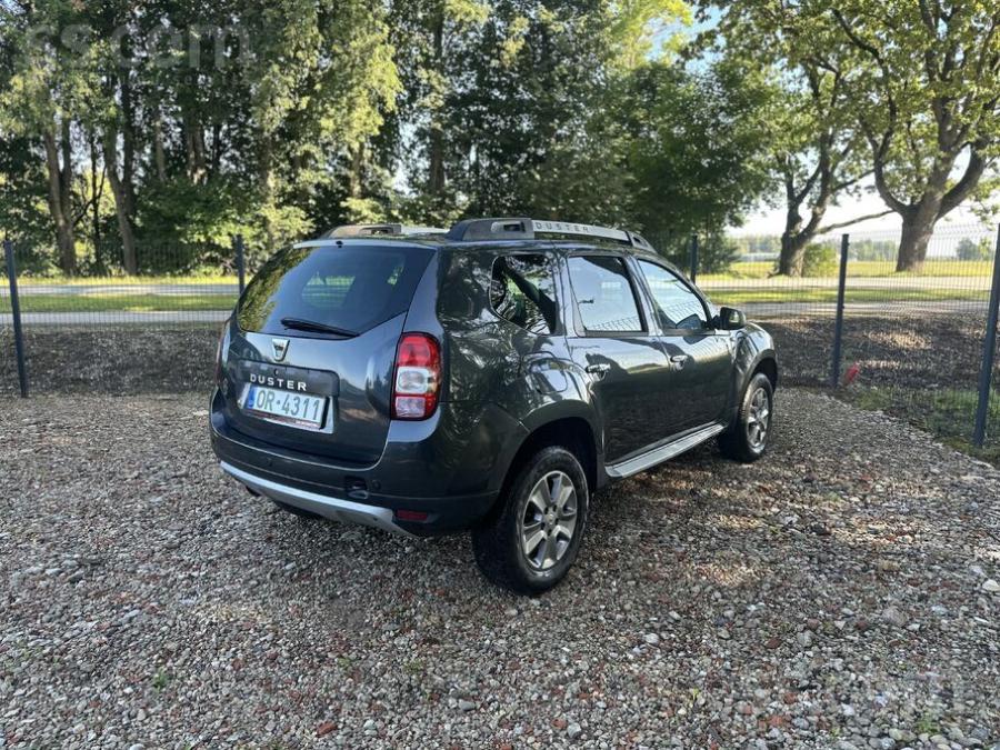 Grey Dacia Duster 2015 in Cesis, with an engine capacity of 1.20 L and mileage of 0 thousand km for 6900 €, photo 7 on AUTOMOTO.COM.LV