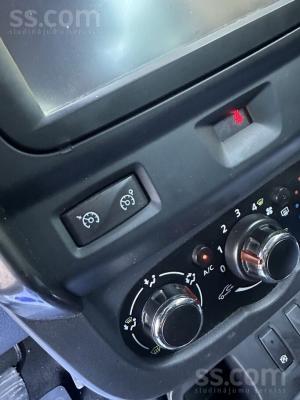 Grey Dacia Duster 2015 in Cesis, with an engine capacity of 1.20 L and mileage of 0 thousand km for 6900 €, photo 11 on AUTOMOTO.COM.LV