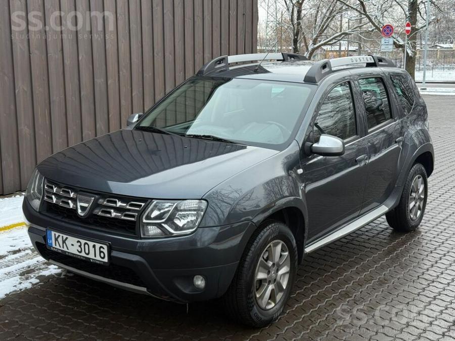 Pelēks Dacia Duster 2016 Rīga, ar dzinēja tilpumu 1.50 L un nobraukumu 273 tūkst. km par 6990 €, foto 2 vietnē AUTOMOTO.COM.LV