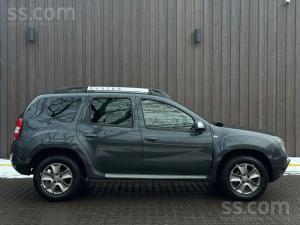 Pelēks Dacia Duster 2016 Rīga, ar dzinēja tilpumu 1.50 L un nobraukumu 273 tūkst. km par 6990 €, foto 6 vietnē AUTOMOTO.COM.LV