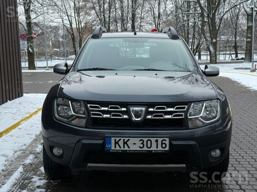 Pelēks Dacia Duster 2016 Rīga, ar dzinēja tilpumu 1.50 L un nobraukumu 273 tūkst. km par 6990 €, foto 8 vietnē AUTOMOTO.COM.LV