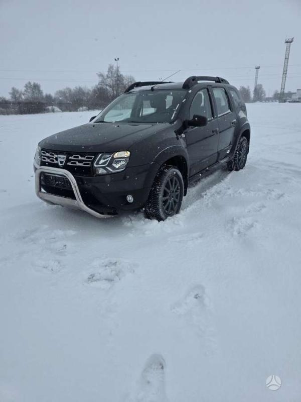 Pelēks Dacia Duster 2016 Marijampole, ar dzinēja tilpumu 1.46 L un nobraukumu 131 tūkst. km par 5650 €, foto 1 vietnē AUTOMOTO.COM.LV
