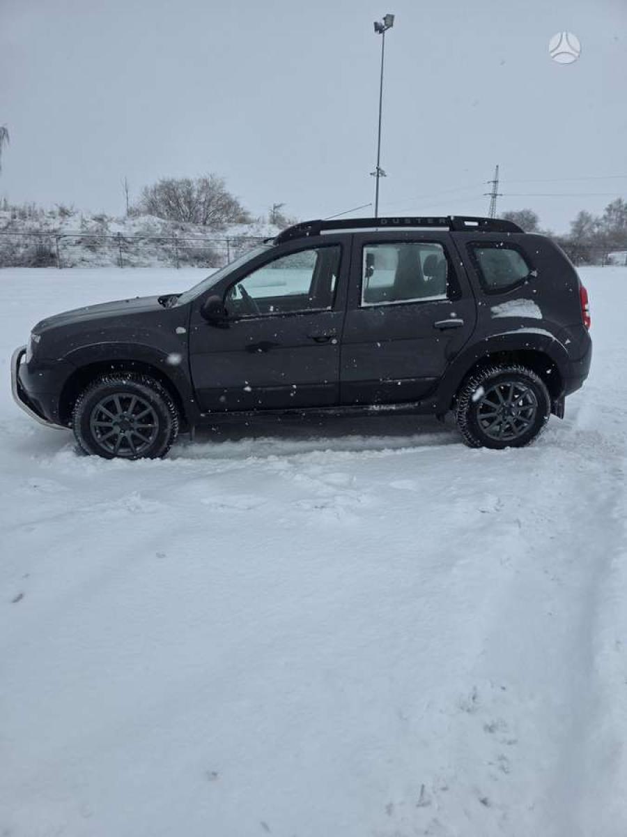 Grey Dacia Duster 2016 in Marijampole, with an engine capacity of 1.46 L and mileage of 131 thousand km for 5650 €, photo 3 on AUTOMOTO.COM.LV