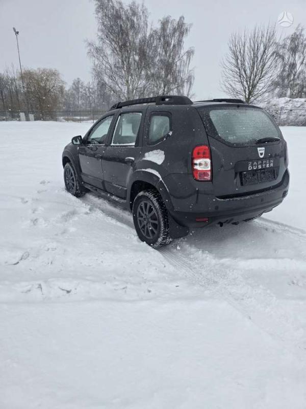 Pelēks Dacia Duster 2016 Marijampole, ar dzinēja tilpumu 1.46 L un nobraukumu 131 tūkst. km par 5650 €, foto 4 vietnē AUTOMOTO.COM.LV