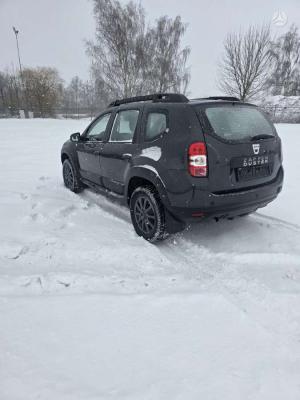 Grey Dacia Duster 2016 in Marijampole, with an engine capacity of 1.46 L and mileage of 131 thousand km for 5650 €, photo 4 on AUTOMOTO.COM.LV