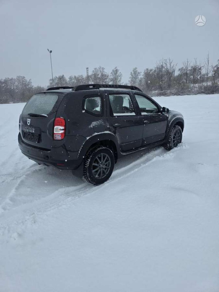 Grey Dacia Duster 2016 in Marijampole, with an engine capacity of 1.46 L and mileage of 131 thousand km for 5650 €, photo 5 on AUTOMOTO.COM.LV