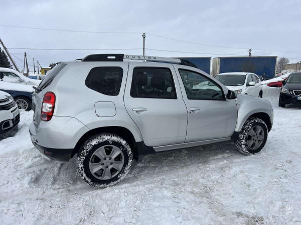 Grey Dacia Duster 2016 in Taurage, with an engine capacity of 1.20 L and mileage of 141 thousand km for 5200 €, photo 9 on AUTOMOTO.COM.LV