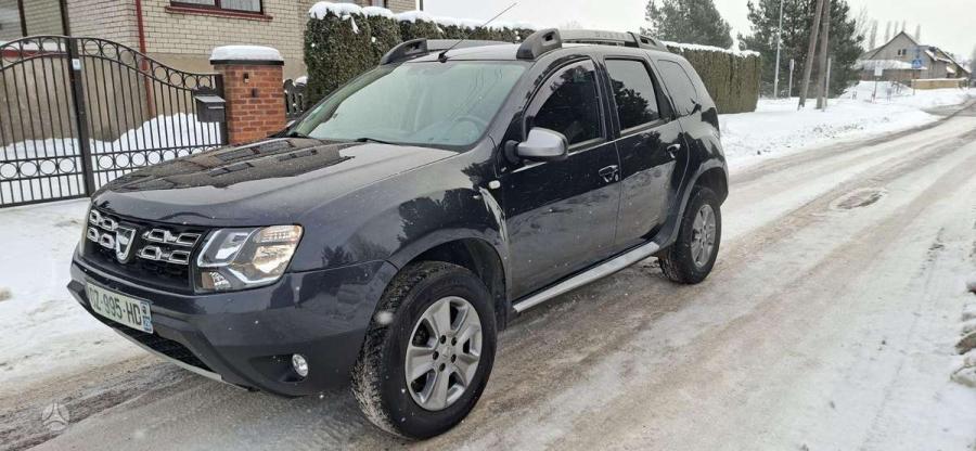 Grey Dacia Duster 2016 in Taurage, with an engine capacity of 1.46 L and mileage of 81 thousand km for 6200 €, photo 1 on AUTOMOTO.COM.LV