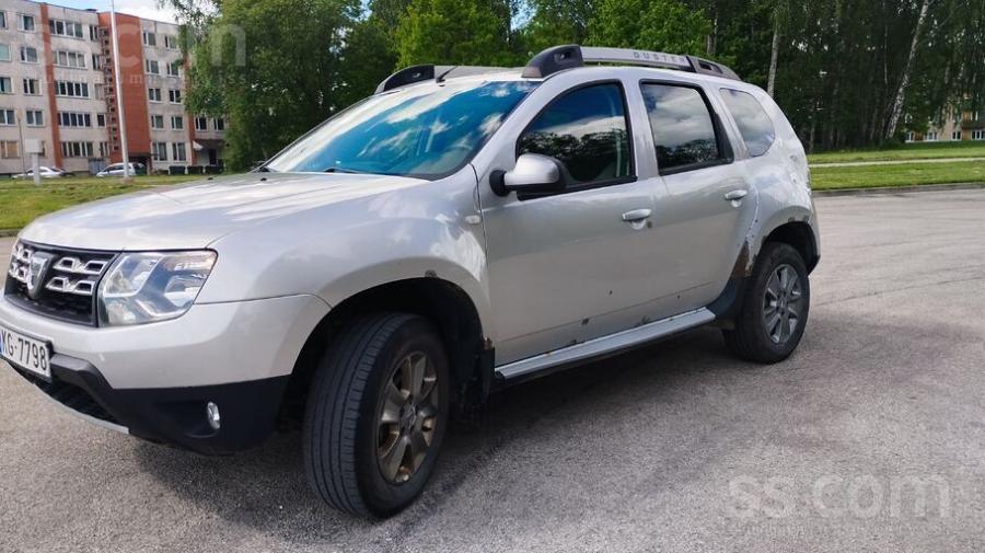 Pelēks Dacia Duster 2016 Aizkraukle, ar dzinēja tilpumu 1.50 L un nobraukumu 385 tūkst. km par 3000 €, foto 3 vietnē AUTOMOTO.COM.LV