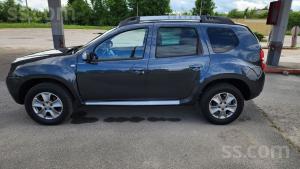 Grey Dacia Duster 2016 in Ogre, with an engine capacity of 1.20 L and mileage of 142 thousand km for 7750 €, photo 7 on AUTOMOTO.COM.LV