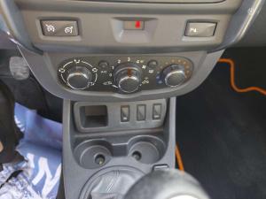 Grey Dacia Duster 2016 in Taurage, with an engine capacity of 1.20 L and mileage of 145 thousand km for 4900 €, photo 9 on AUTOMOTO.COM.LV