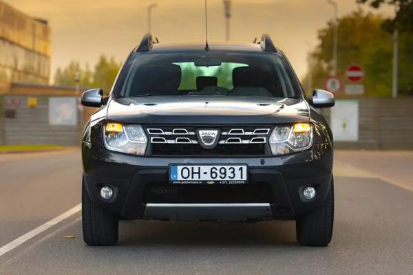 Pelēks Dacia Duster 2016 Jelgava, ar dzinēja tilpumu 1.50 L un nobraukumu 168 tūkst. km par 5000 €, foto 3 vietnē AUTOMOTO.COM.LV
