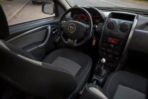 Pelēks Dacia Duster 2016 Jelgava, ar dzinēja tilpumu 1.50 L un nobraukumu 168 tūkst. km par 5000 €, foto 8 vietnē AUTOMOTO.COM.LV