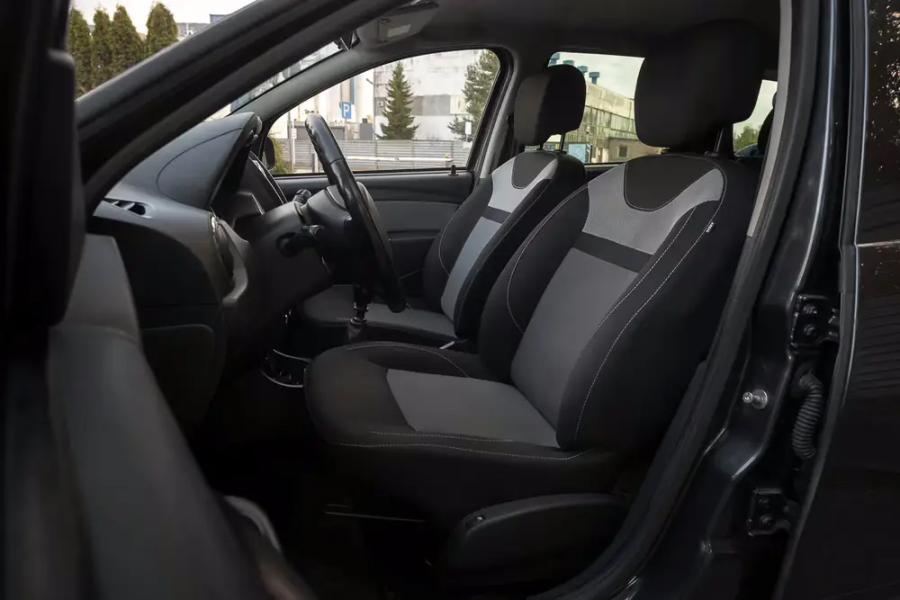 Pelēks Dacia Duster 2016 Jelgava, ar dzinēja tilpumu 1.50 L un nobraukumu 168 tūkst. km par 5000 €, foto 11 vietnē AUTOMOTO.COM.LV