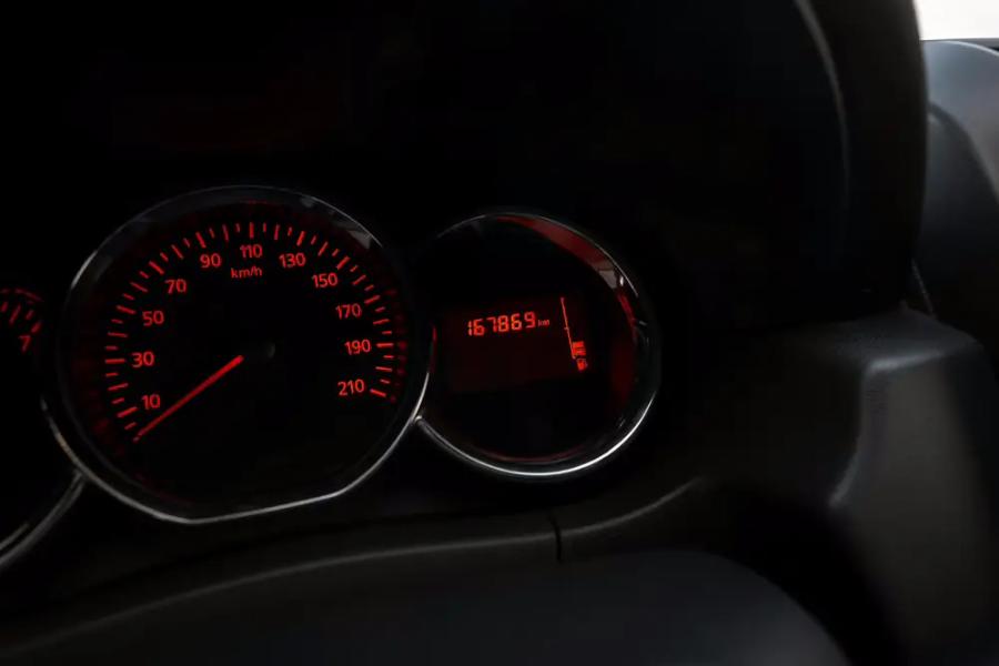 Pelēks Dacia Duster 2016 Jelgava, ar dzinēja tilpumu 1.50 L un nobraukumu 168 tūkst. km par 5000 €, foto 15 vietnē AUTOMOTO.COM.LV