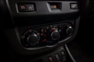 Pelēks Dacia Duster 2016 Jelgava, ar dzinēja tilpumu 1.50 L un nobraukumu 168 tūkst. km par 5000 €, foto 16 vietnē AUTOMOTO.COM.LV
