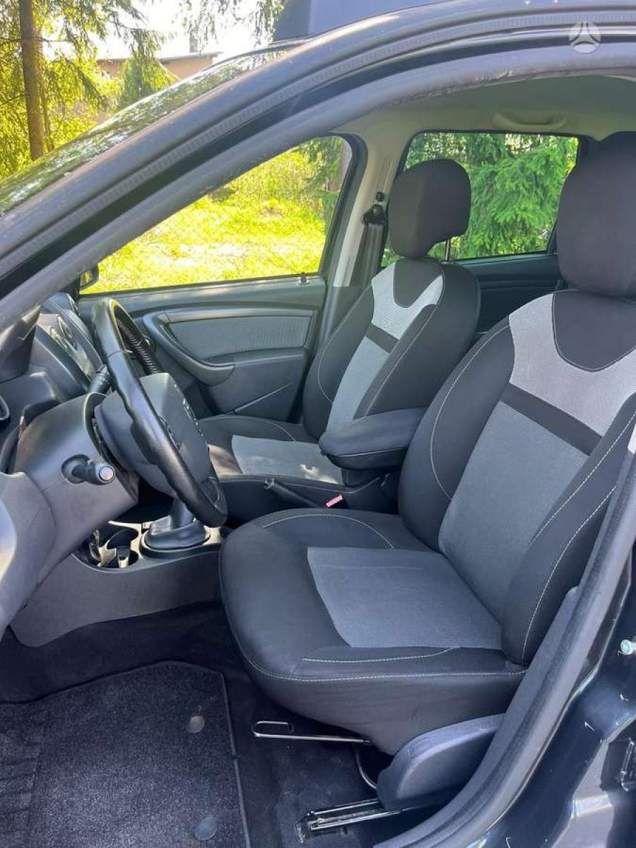 Grey Dacia Duster 2016 in Utena, with an engine capacity of 1.20 L and mileage of 174 thousand km for 6700 €, photo 17 on AUTOMOTO.COM.LV